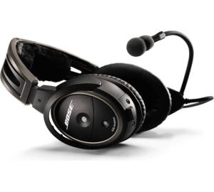 Aviation Headset Test: Kommunikation im Cockpit optimieren