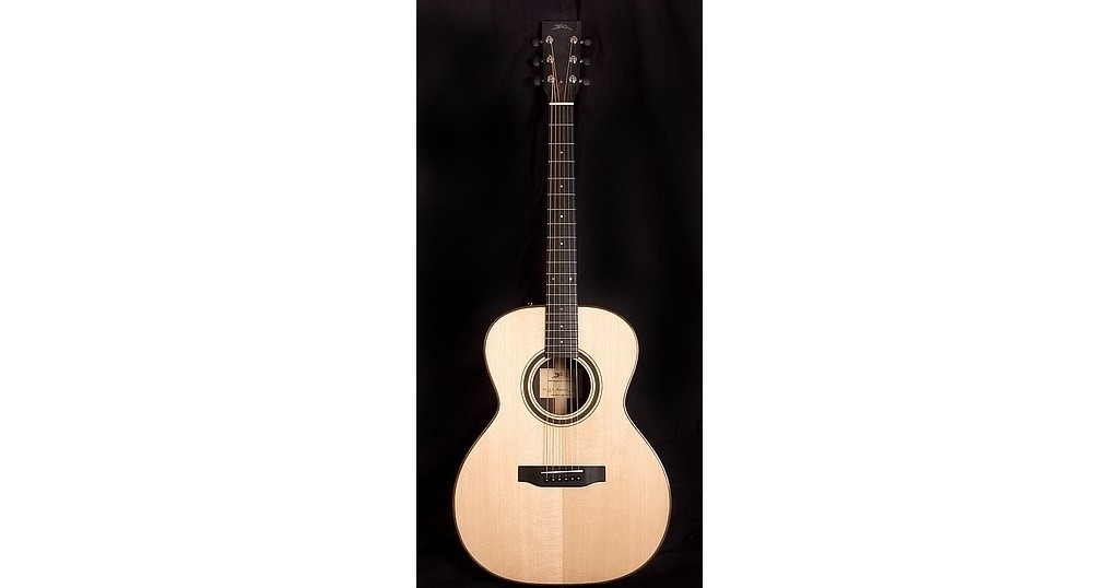 BSG Guitars OM 27 F Test