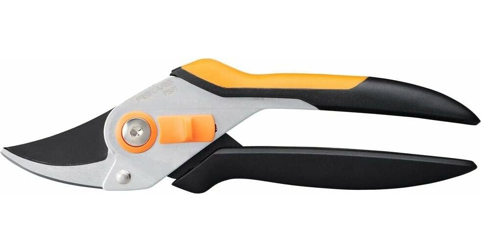 Fiskars P331: 1,8 gut | Schnitthilfe für dünne, frische Zweige