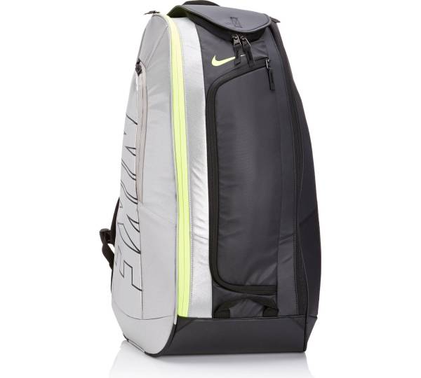 Nike Court Tech 1 im Test: 1,6 gut